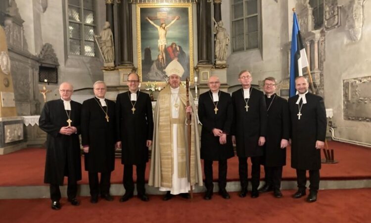 Kiri algab kirikust, rahvas algab raamatust ... | Ajaleht Eesti Kirik